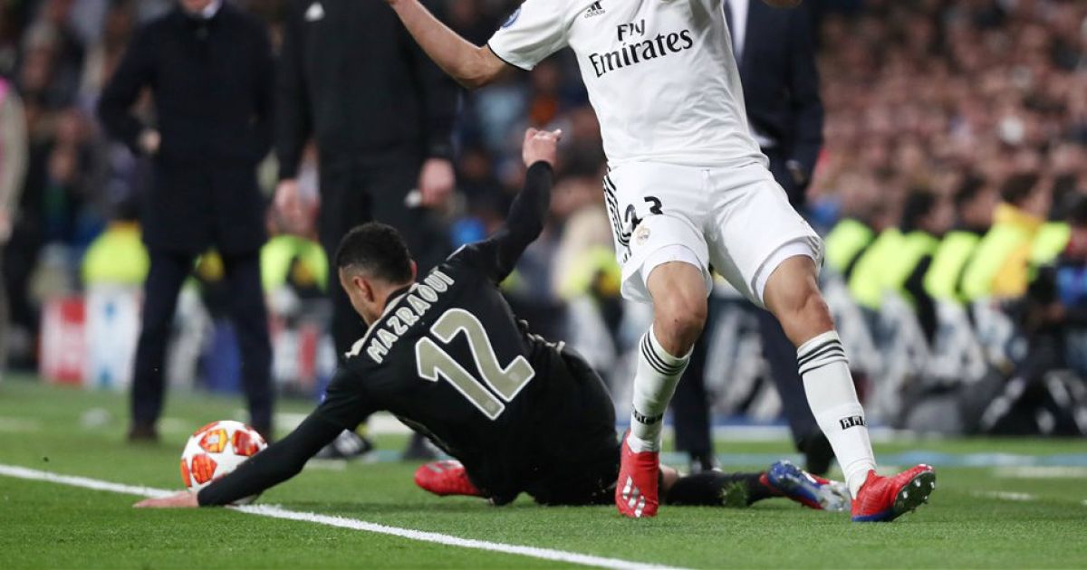 'VAR voor 98 procent overtuigd dat de bal over de lijn was en dan fluit ...