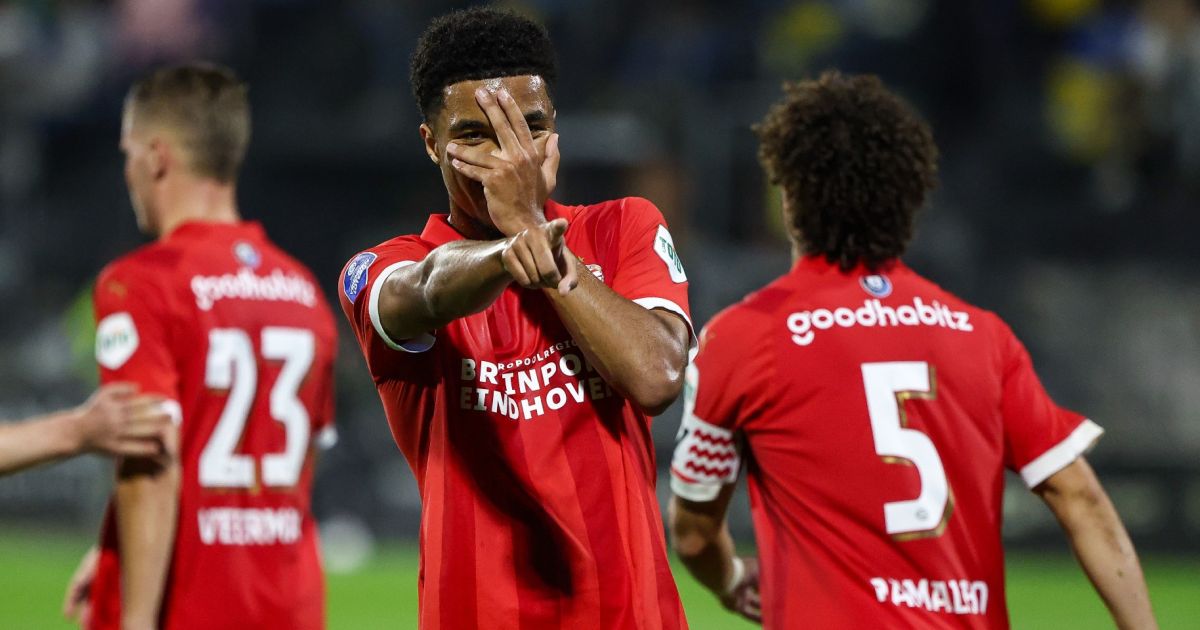 Scorende Tillman maakt zich geen zorgen om fikse PSV-concurrentie: 'Ik ...